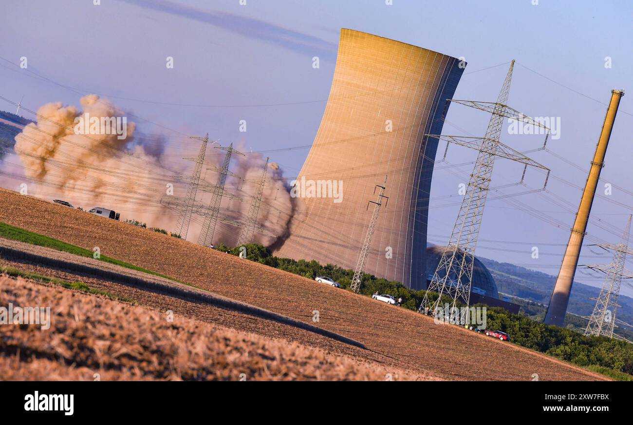 16.08.2024, xblx, AKW Grafenrheinfeld, Sprengung der Kühltürme, emwirt ...