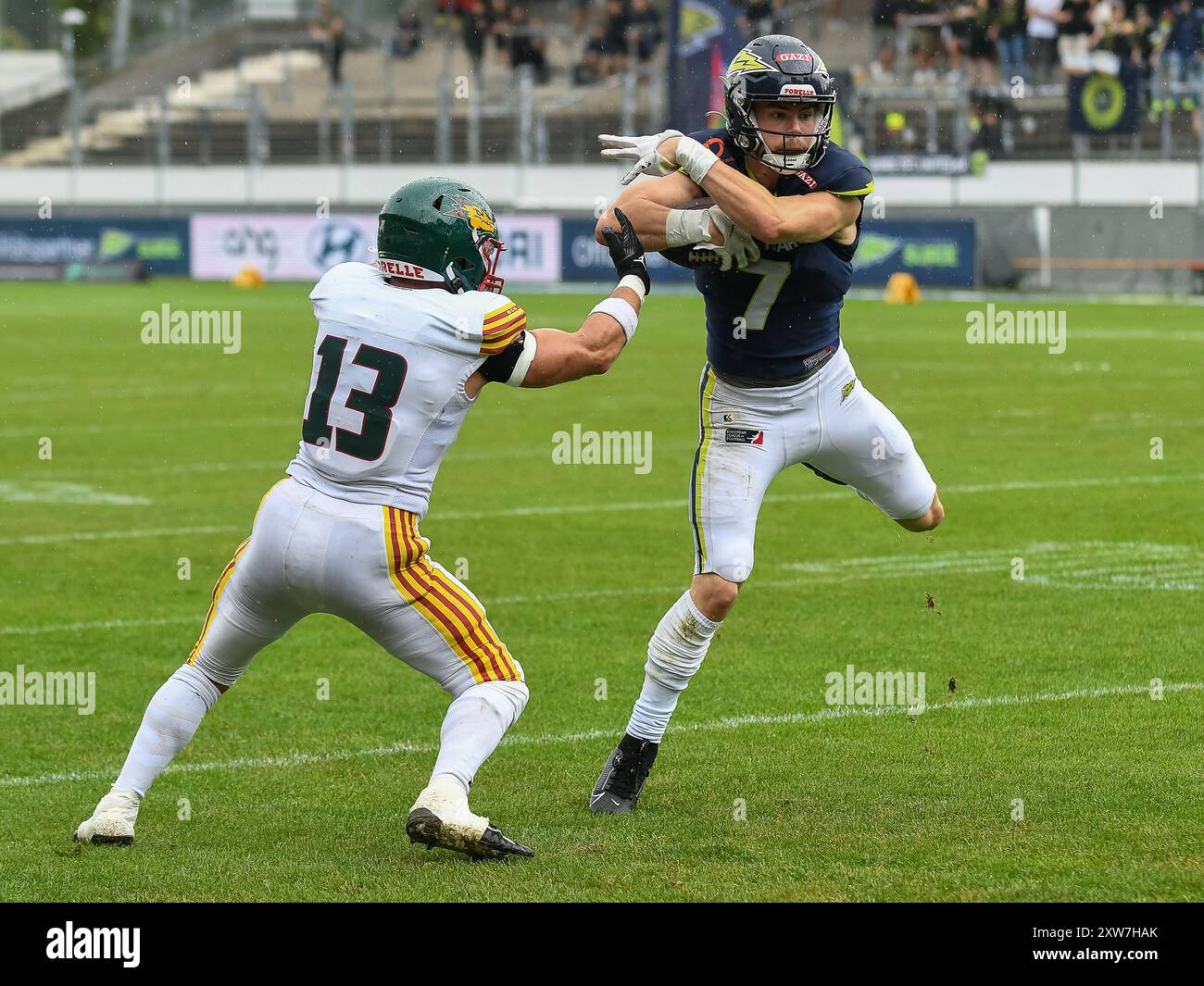 Victor vega hi-res stock photography and images - Alamy