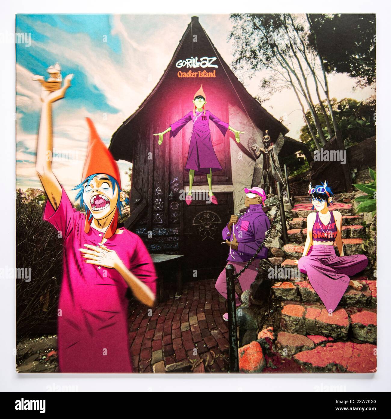 Gorillaz album cover hi-res stock photography and images - Alamy