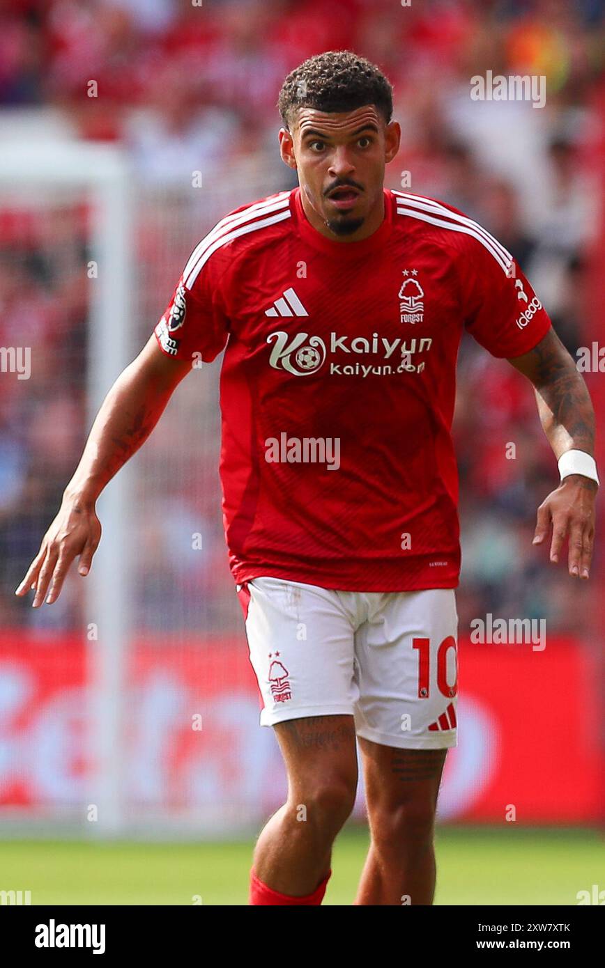 Gibbs white england fc hi-res stock photography and images - Alamy