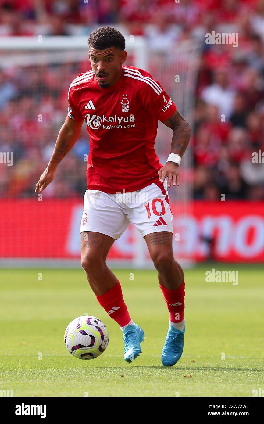 Gibbs white england fc hi-res stock photography and images - Alamy