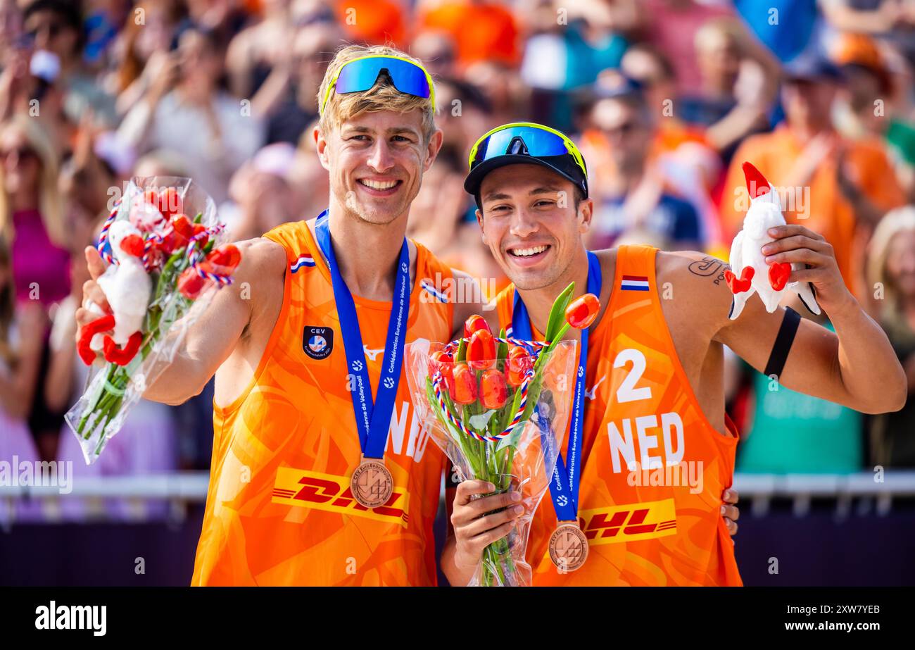 THE HAGUE - Steven van de Velde and Matthew Immers with the bronze ...