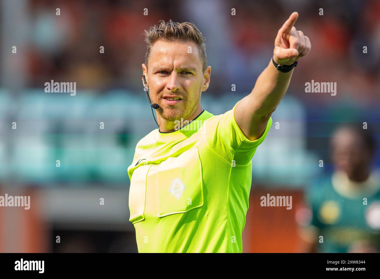 VOLENDAM, 18-08-2024, Kras Stadium, Dutch Football, Keuken Kampioen ...