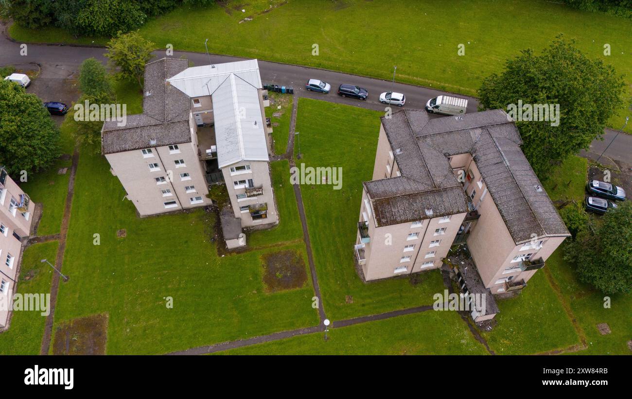 Council housing at Winning Quadrant Wishaw Stock Photo - Alamy