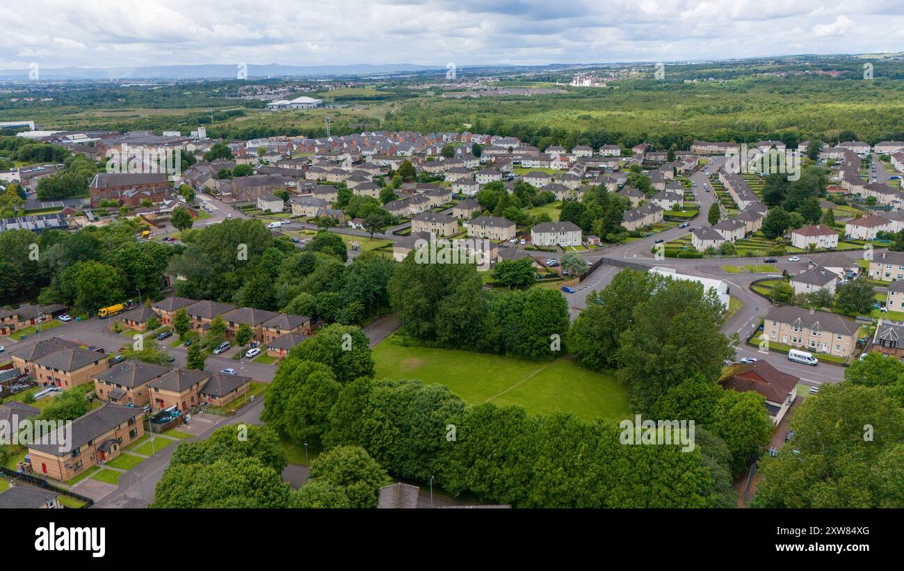 Council housing at Winning Quadrant Wishaw Stock Photo - Alamy