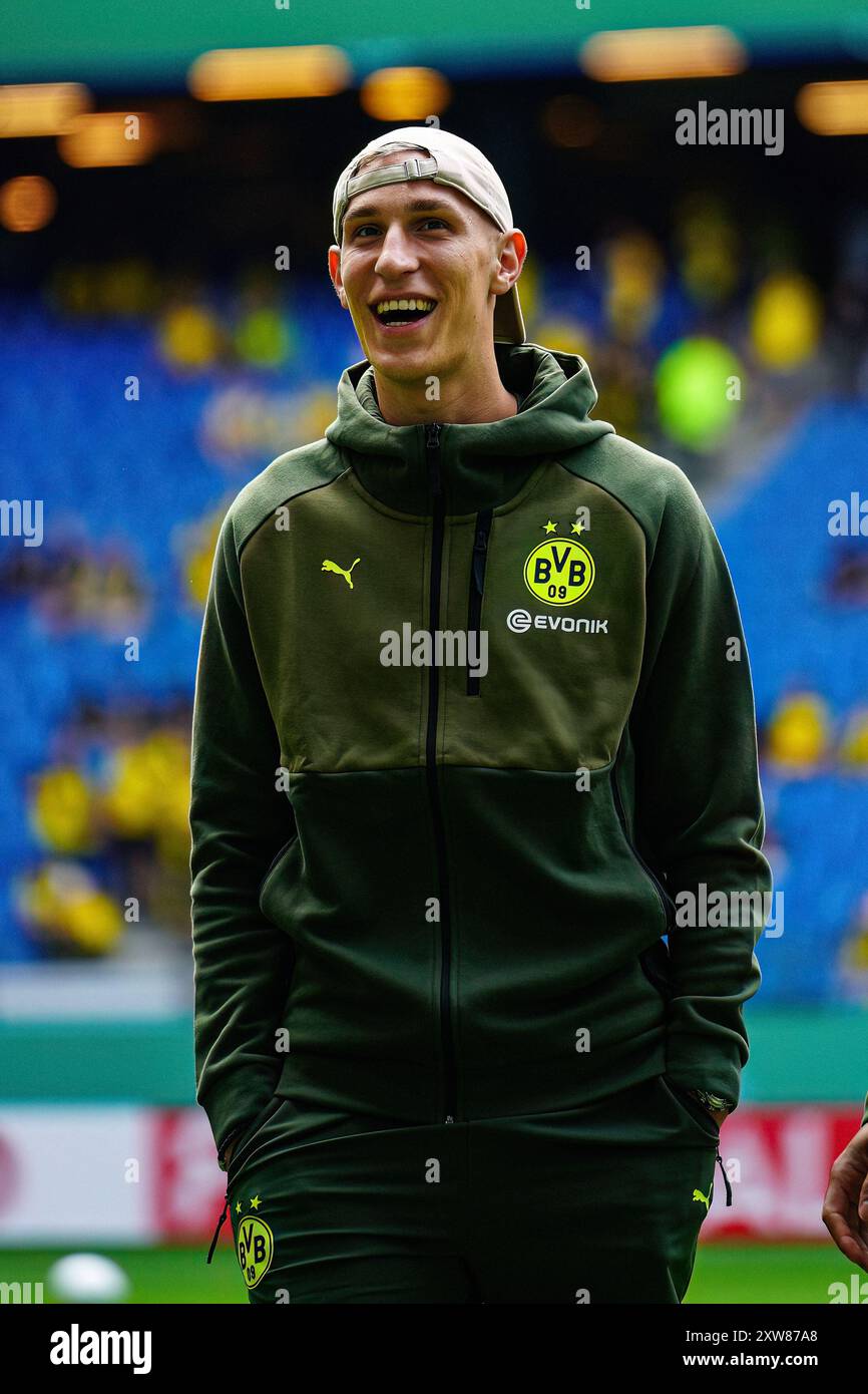 Nico Schlotterbeck (Borussia Dortmund, #04) GER, 1. FC Phoenix Luebeck ...