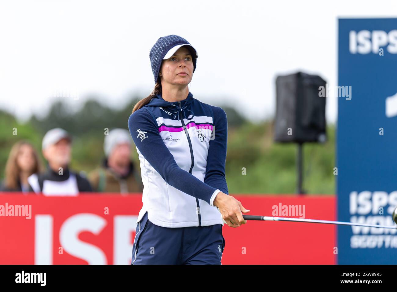 North Ayrshire, Scotland. 18th August 2024. Top Germsn golfer Esther Henseleit during the final ...
