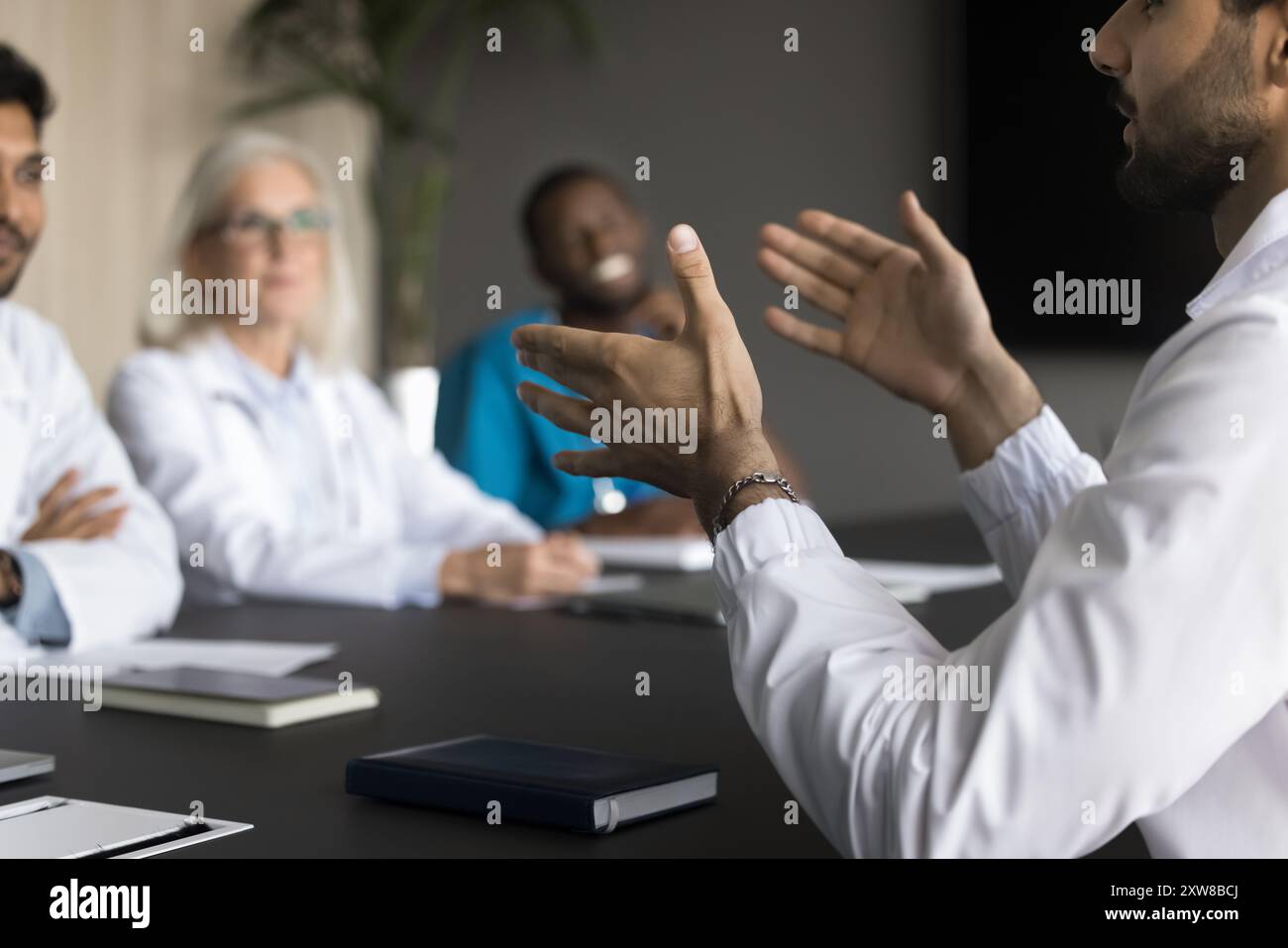 Clinic team doctors share hi-res stock photography and images - Alamy