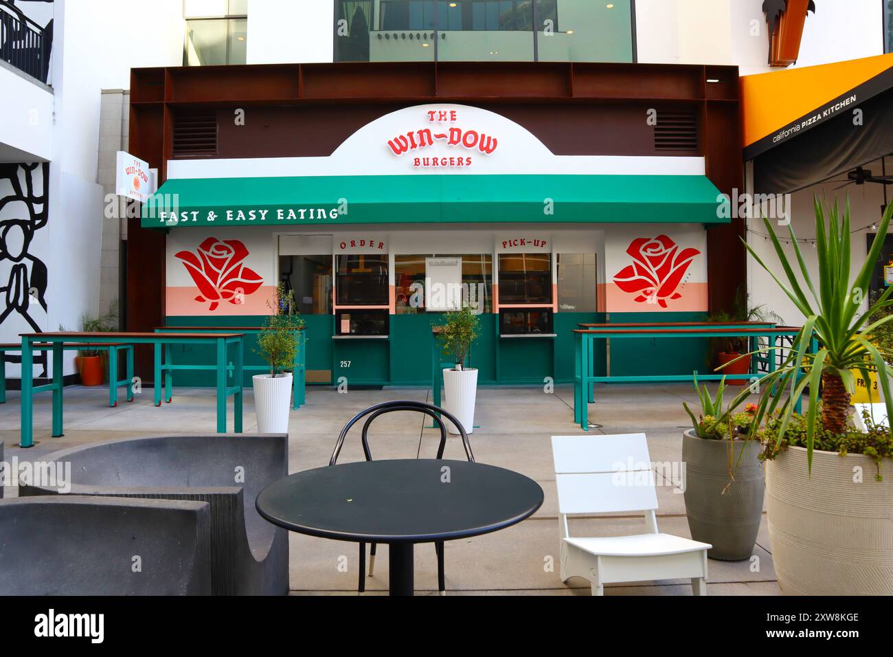 The Win-Dow Burgers located at Ovation Hollywood, Los Angeles ...