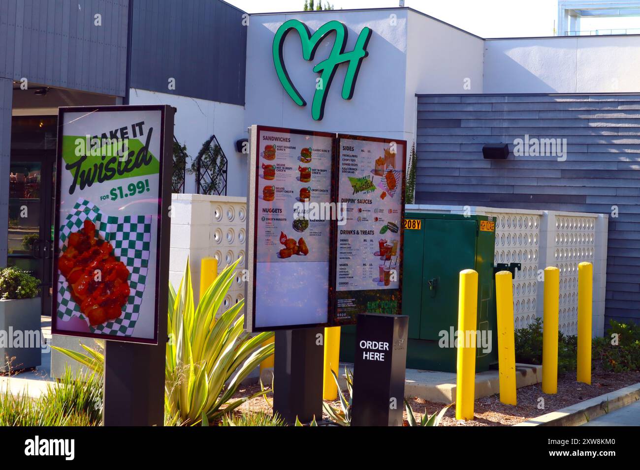 Hart House, fast food restaurant located at 6800 Sunset Blvd, Los ...
