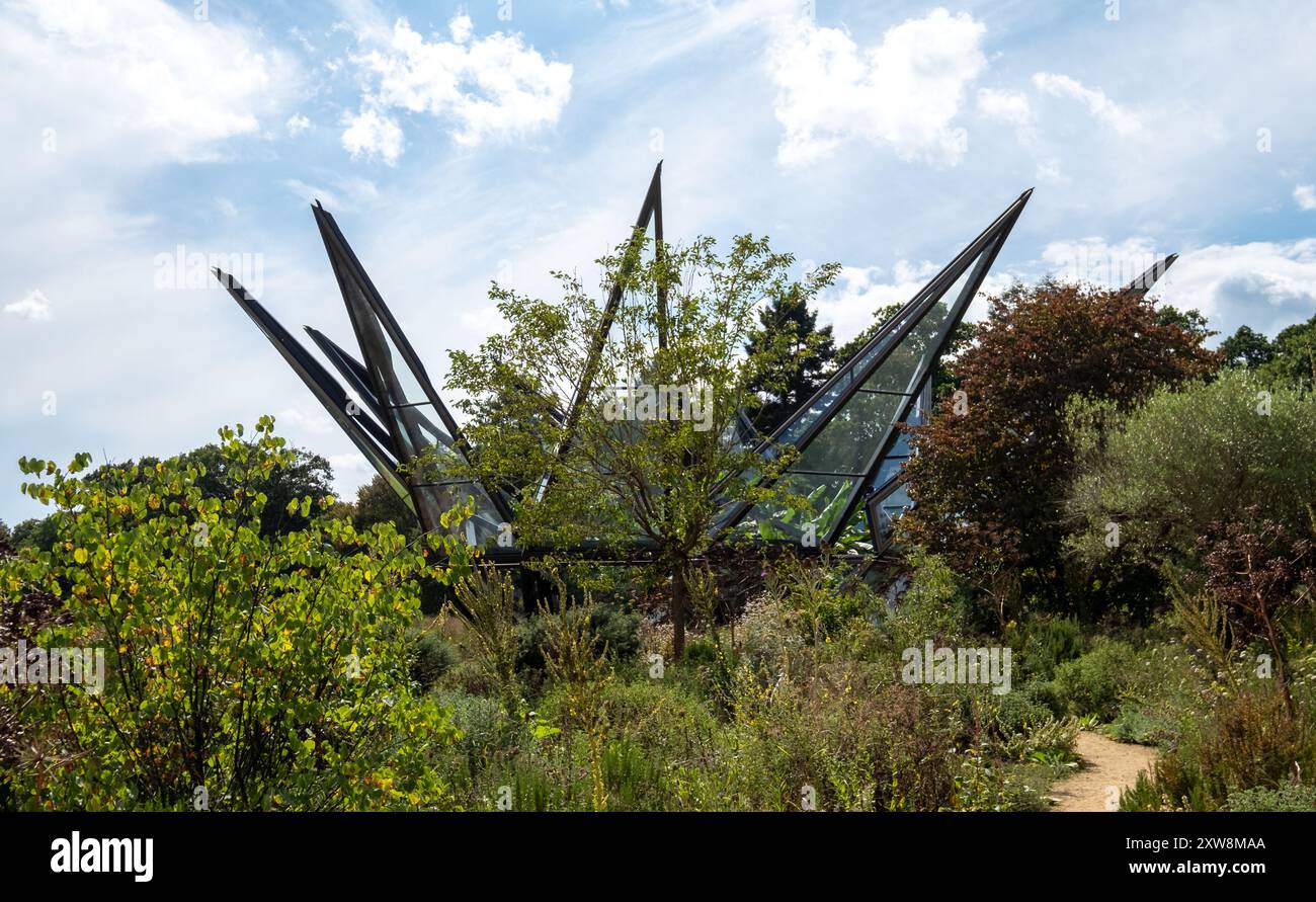 Woolbeding Glasshouse. Pyramid shaped modern conservatory designed by ...