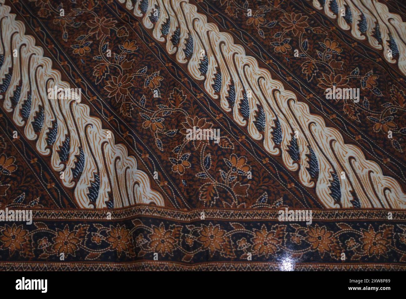 Batik jambi hi-res stock photography and images - Alamy