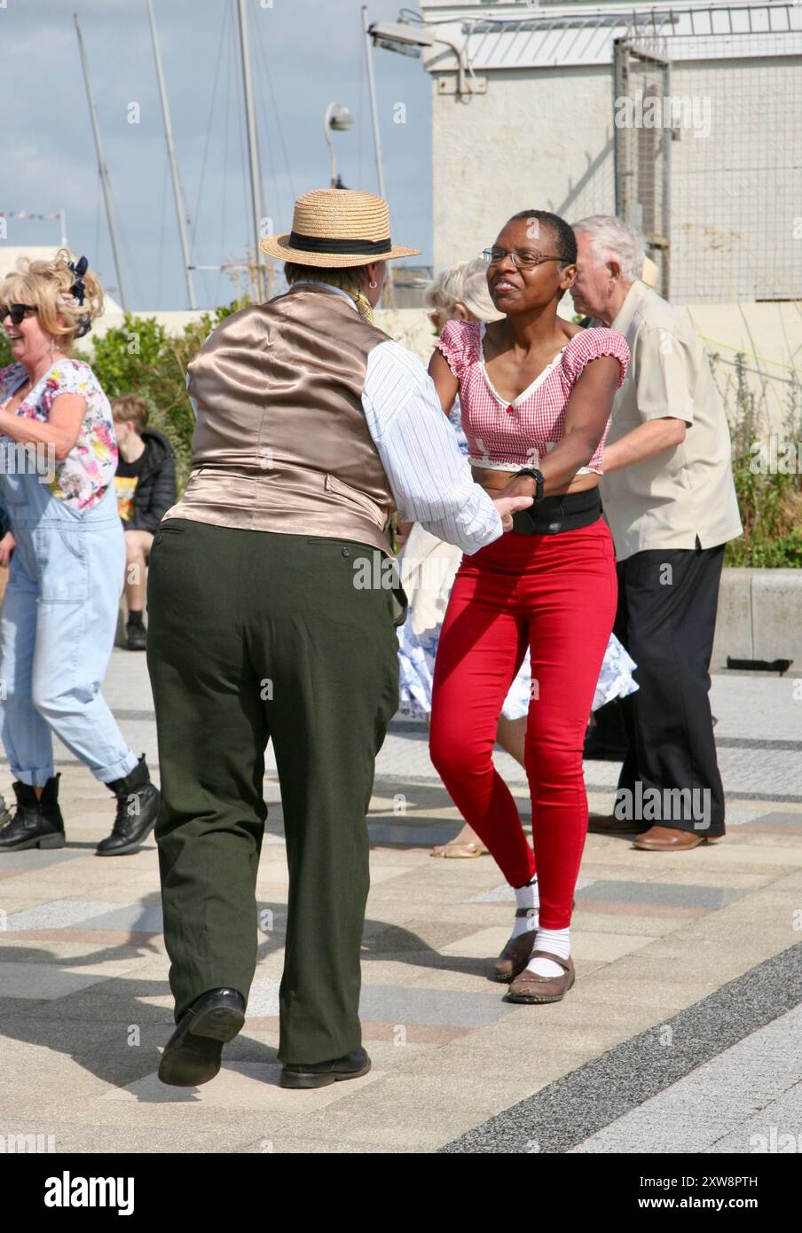 Floor bop hi-res stock photography and images - Alamy