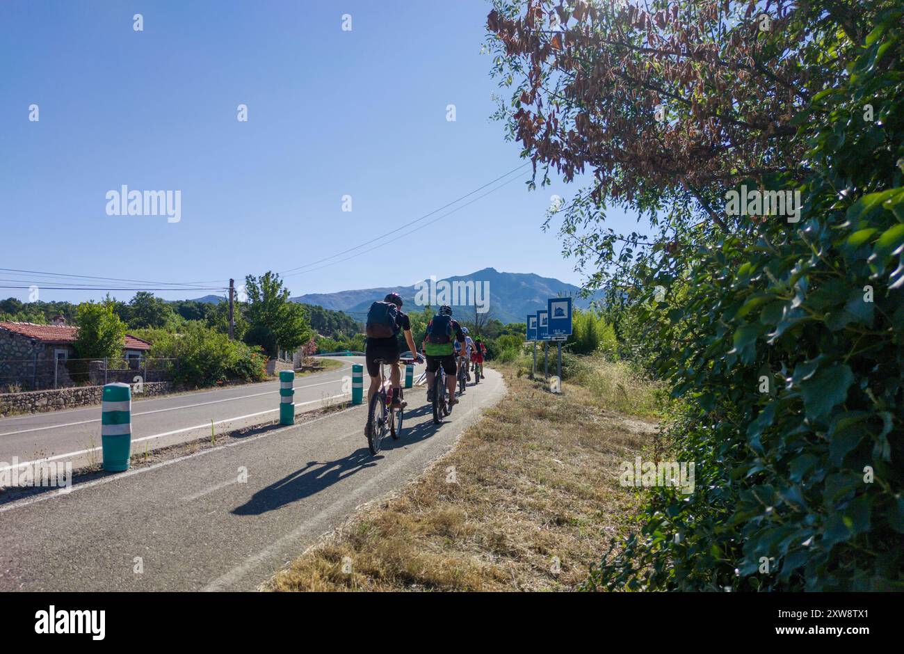 Segregated cycle lane hi-res stock photography and images - Alamy