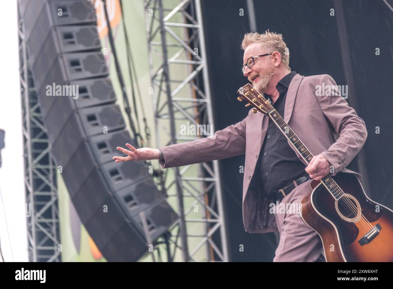 Auf dem banjo hi-res stock photography and images - Alamy