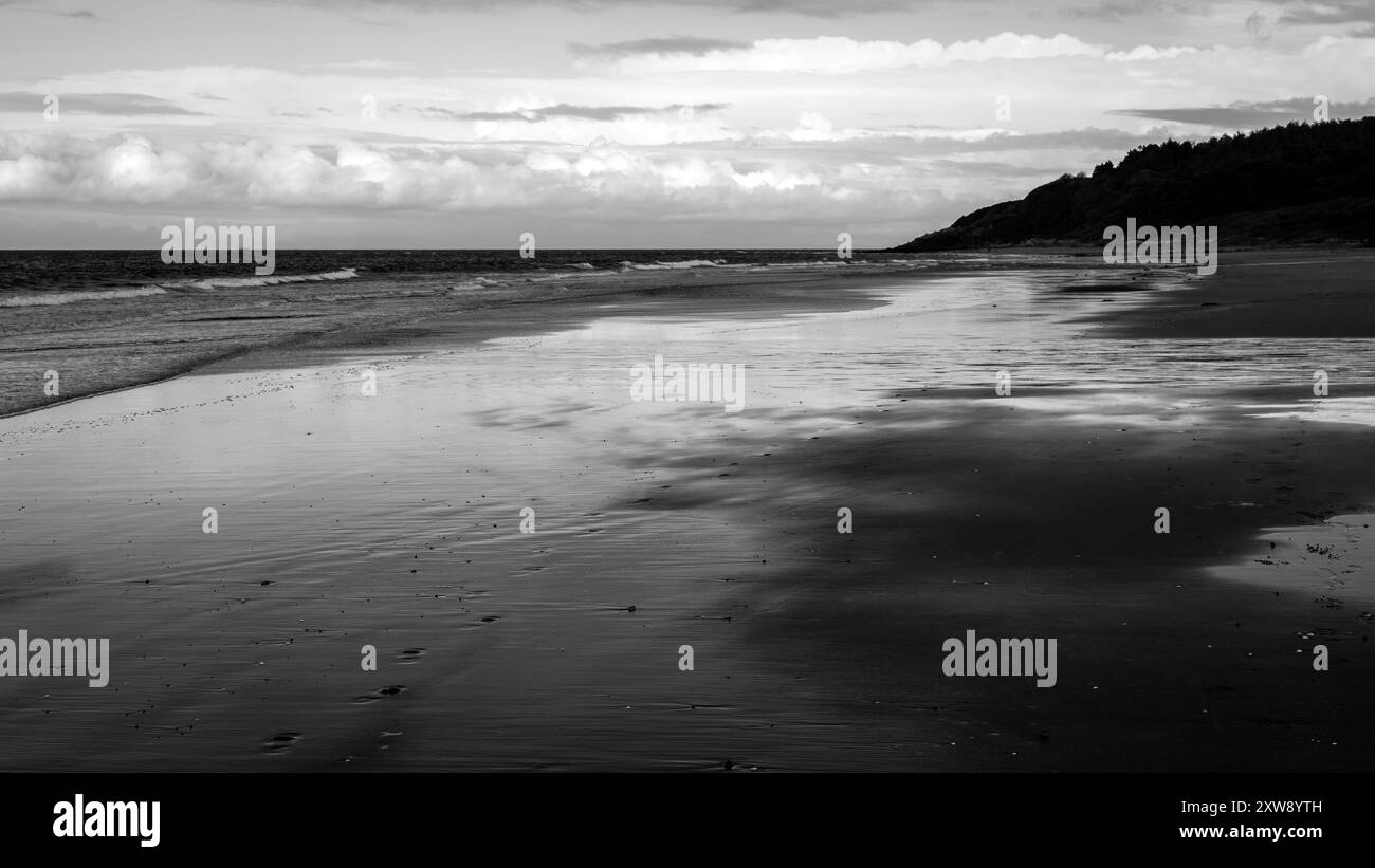 Black and white of Maidens Beach, Scotland Stock Photo - Alamy