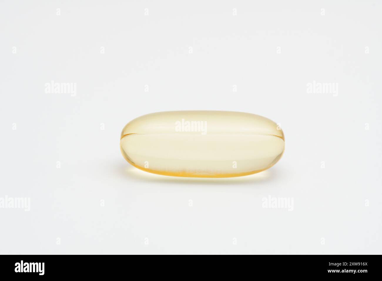 Soft gelatin capsules hi-res stock photography and images - Alamy
