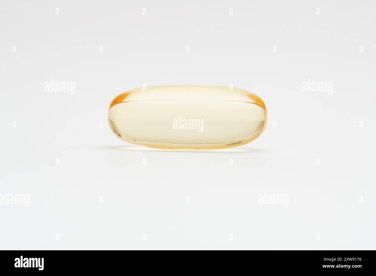 Soft gelatin capsules hi-res stock photography and images - Alamy