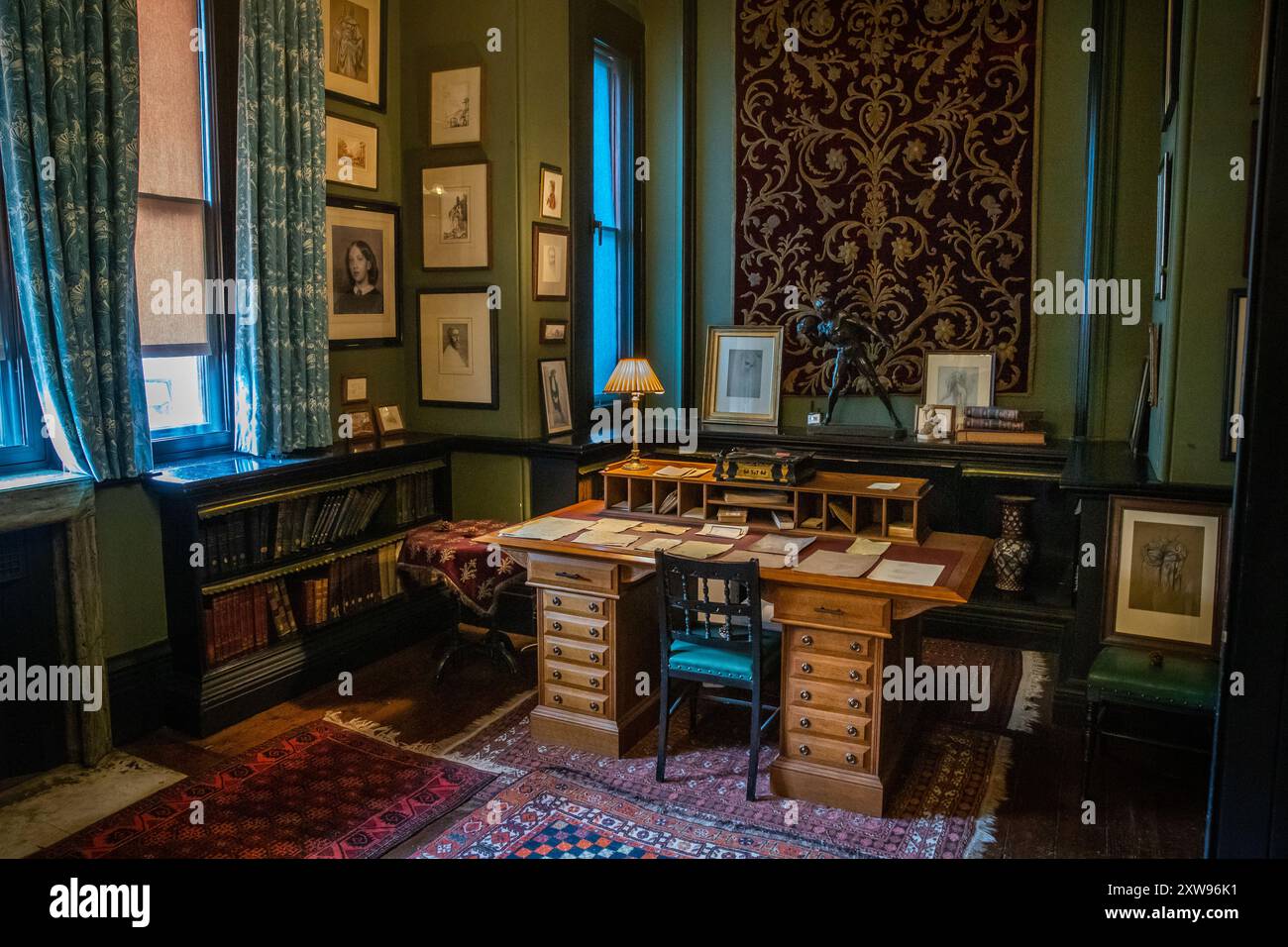 Leighton house interior hi-res stock photography and images - Alamy