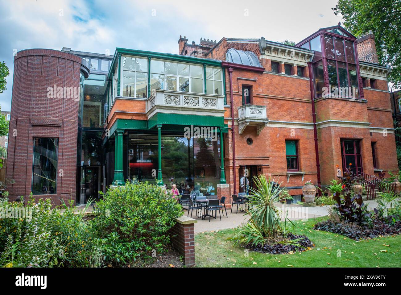 View of Leighton House Museum from the garden Stock Photo - Alamy
