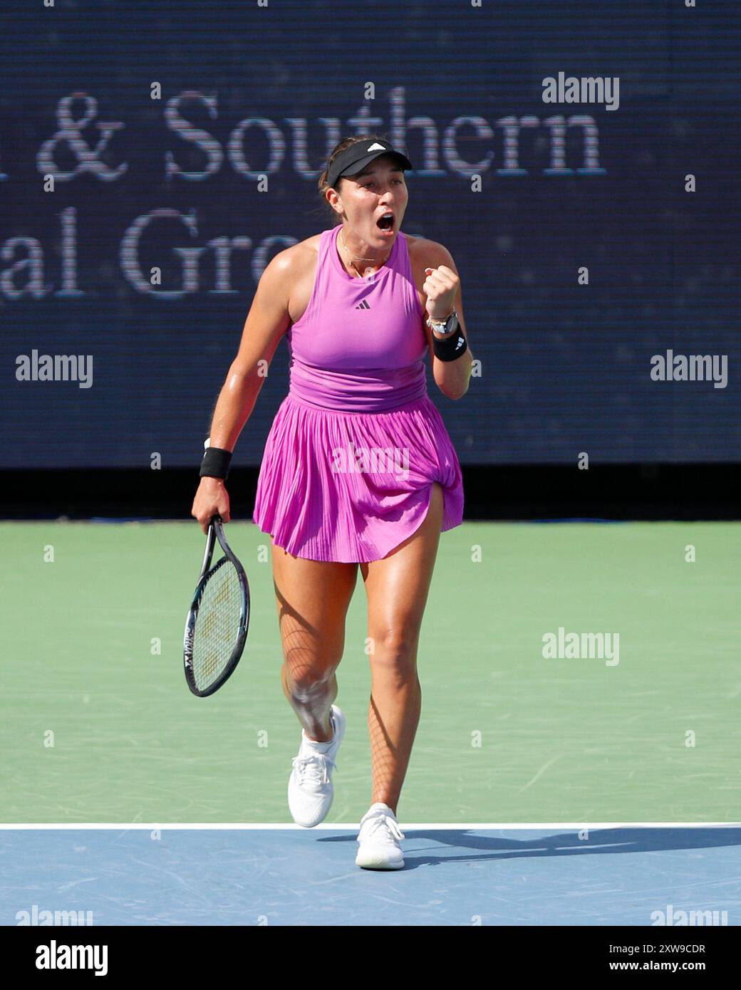 CINCINNATI, OH - AUGUST 18: Jessica Pegula reacts after defeating Paula ...