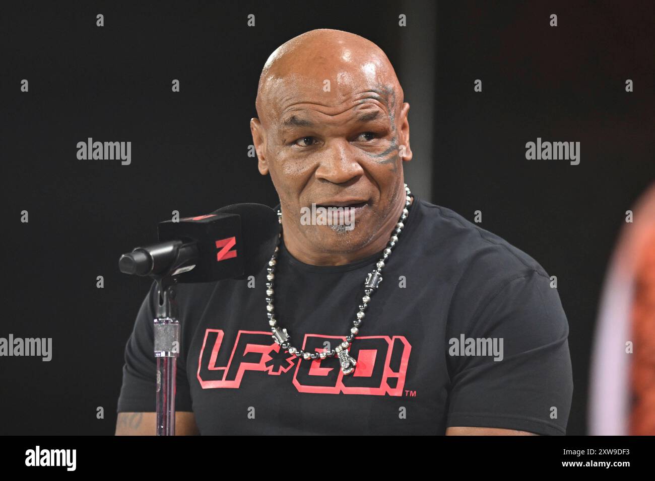 Photo by: NDZ/STAR MAX/IPx 2024 8/18/24 Mike Tyson onstage during the ...