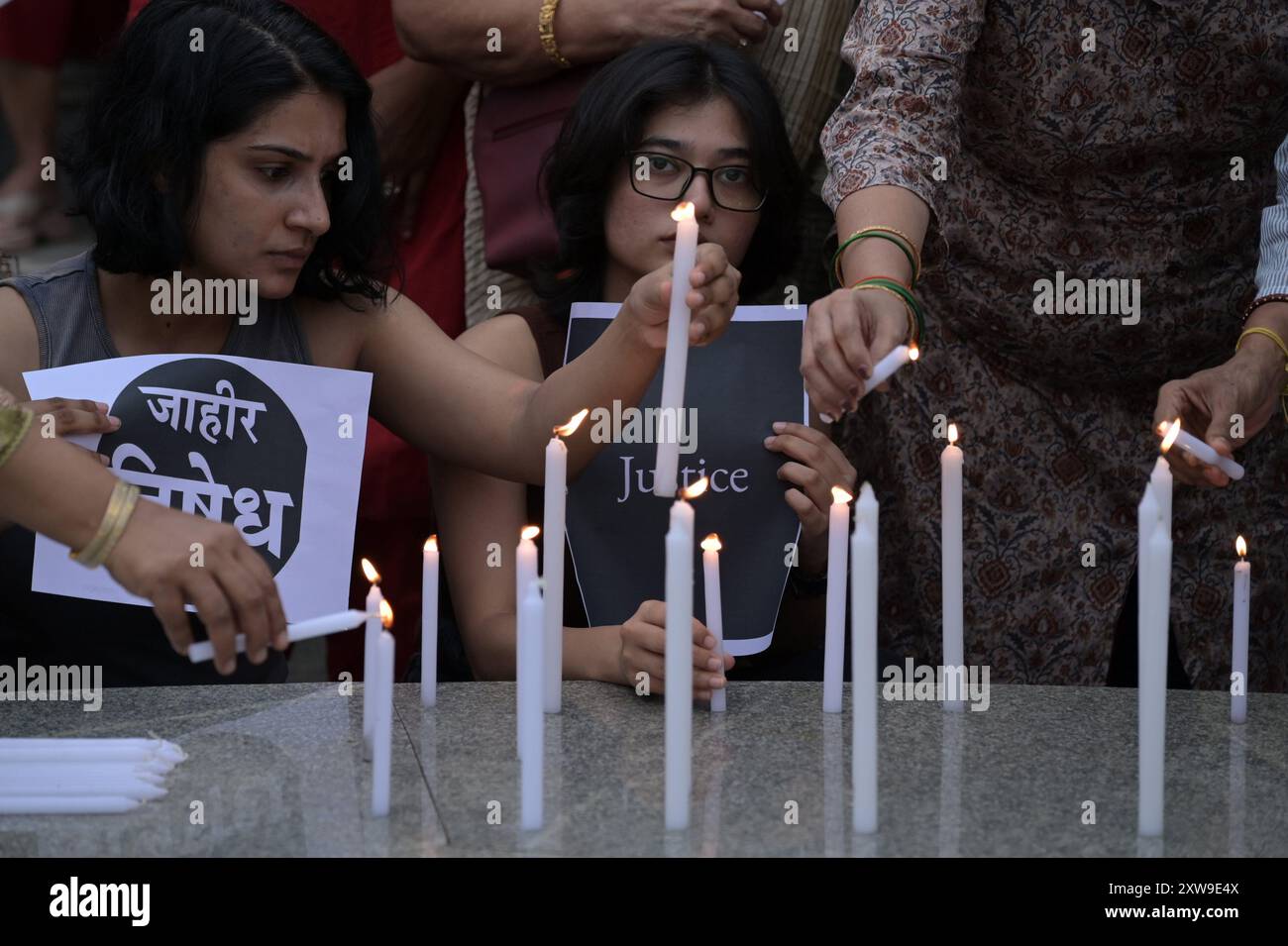 Mumbai, India. 18th Aug, 2024. NAVI MUMBAI, INDIA - AUGUST 18: People ...