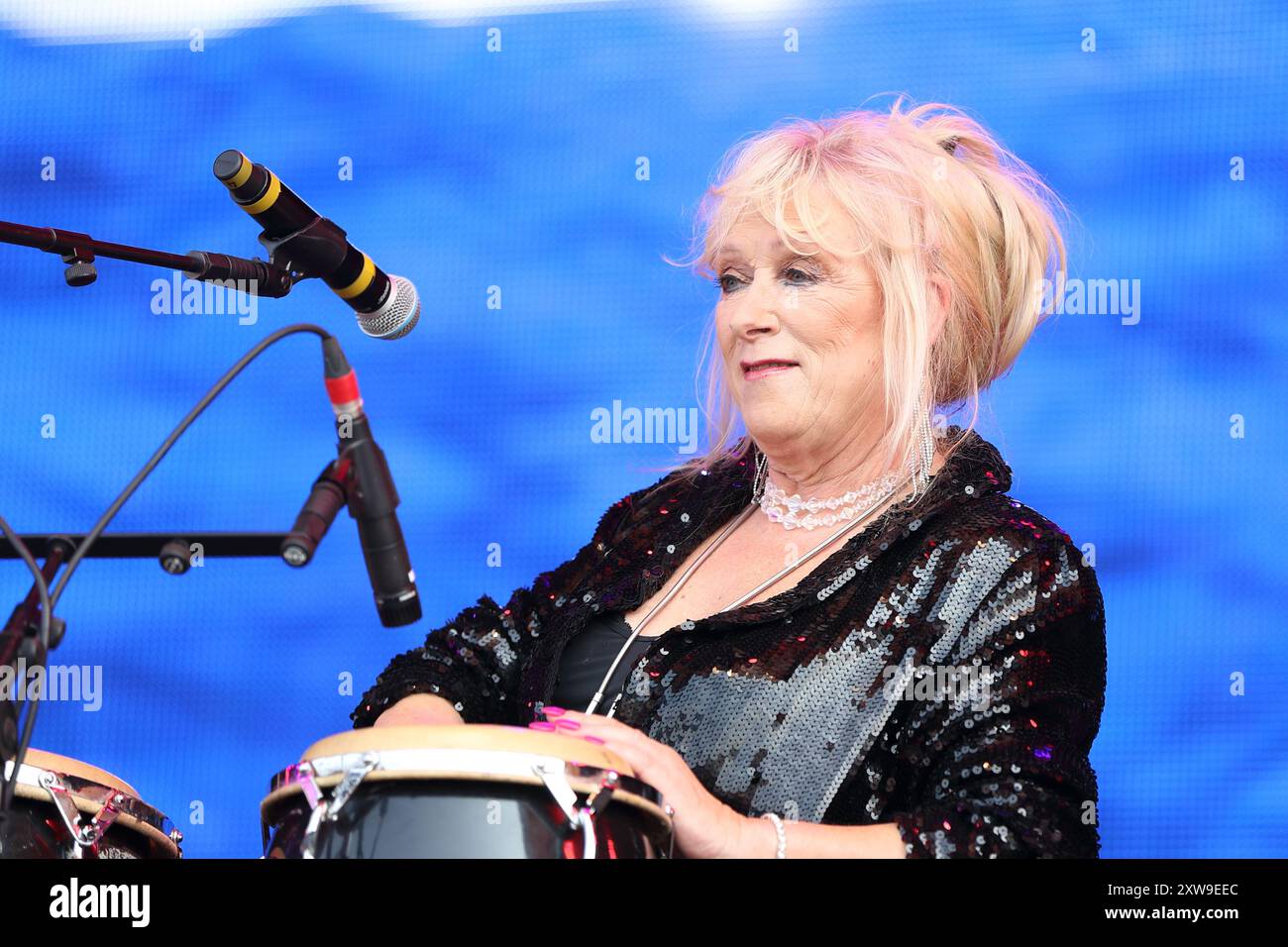 Henley-on-Thames, United Kingdom. 18th Aug, 2024. Shakatak performs on stage of Rewind South 80s ...