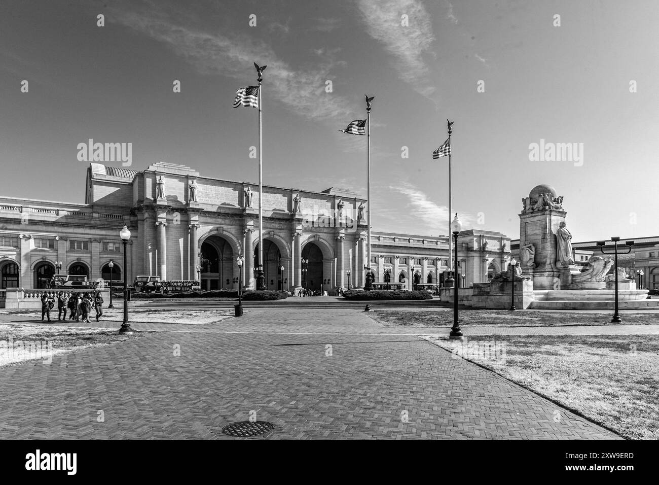 Bus 22 Black and White Stock Photos & Images - Alamy