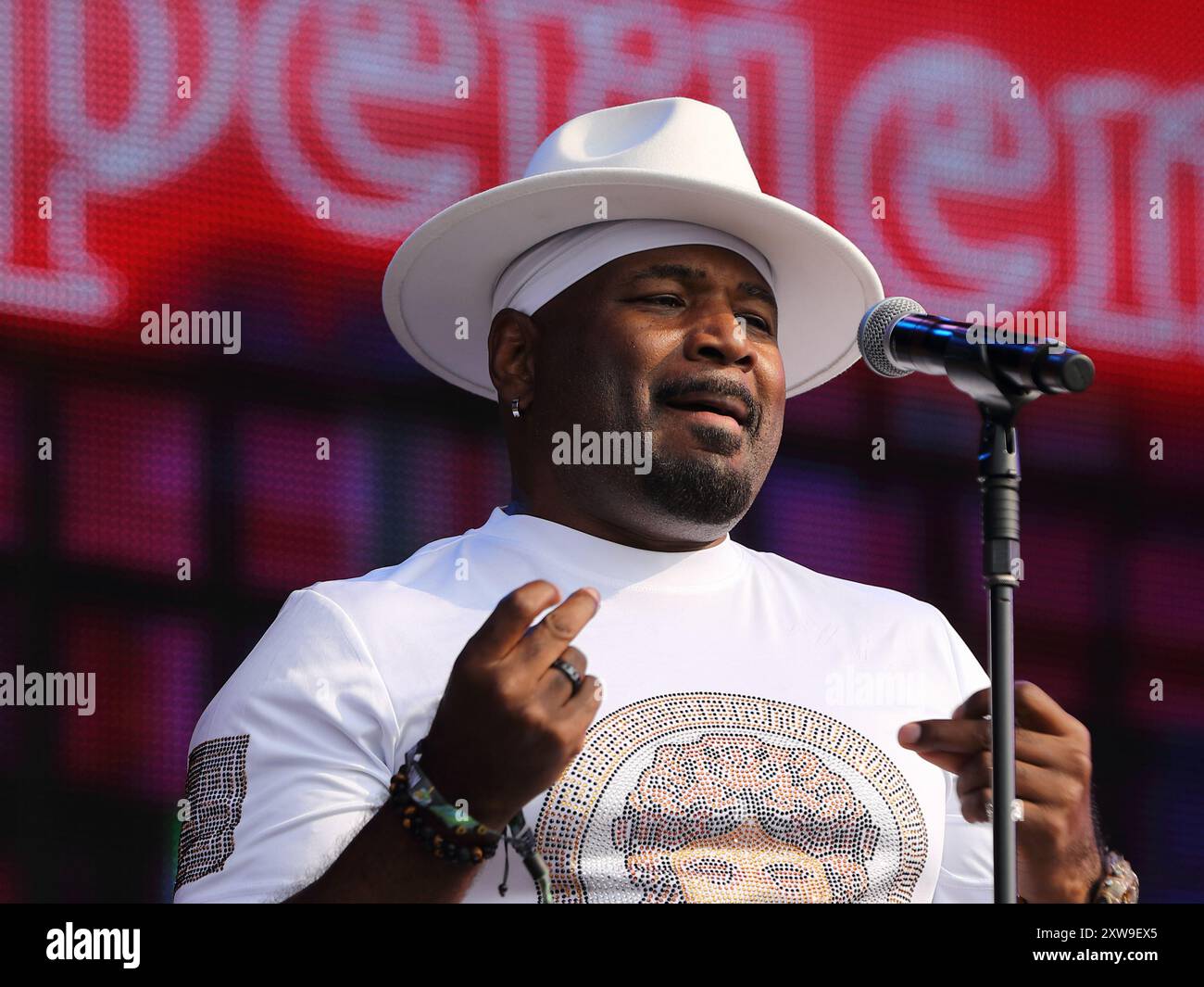 Henley-on-Thames, United Kingdom. 18th Aug, 2024. Earth Wind and Fire Experience by Al McKay ...