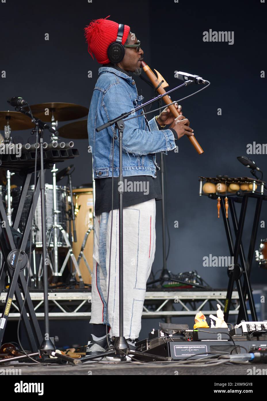 Andre 3000 (one half of OutKast) performing his jazz inspired work 'New ...