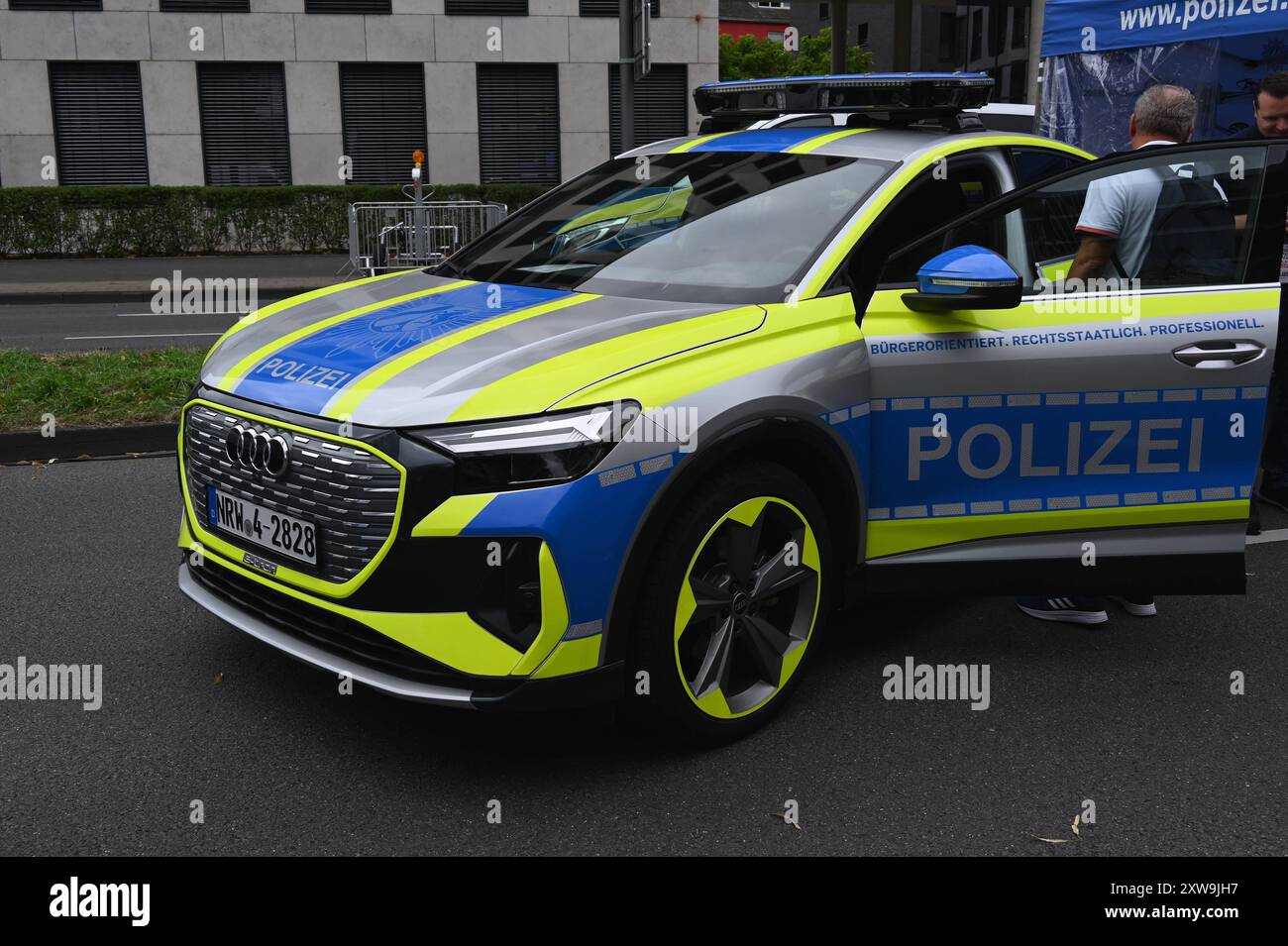 Emergency Vehicle Police Car The World's Most Interesting Electric