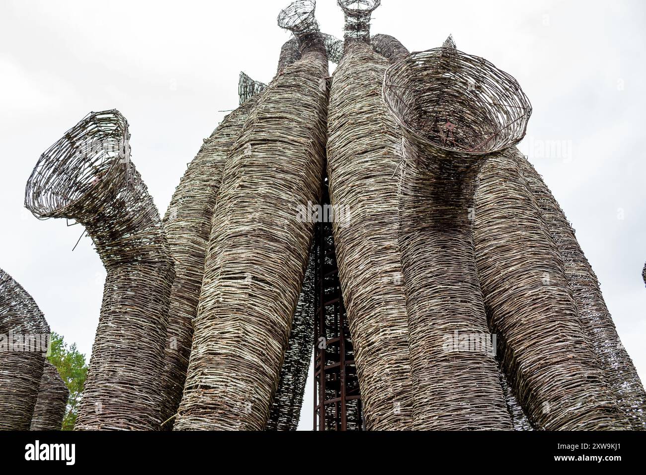 NIKOLO-LENIVETS, RUSSIA - SEP. 2015: Landscaping Art Park "Nikola ...