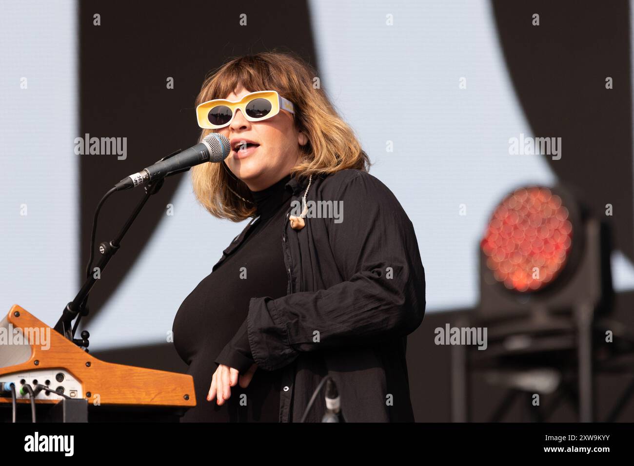 Holly laessig hi-res stock photography and images - Alamy