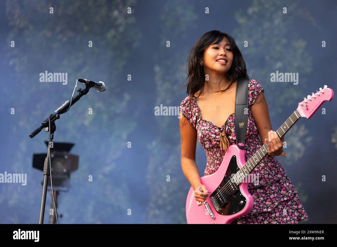 London, UK. Sunday August 18, 2024. Beabadoobee performs on the East ...