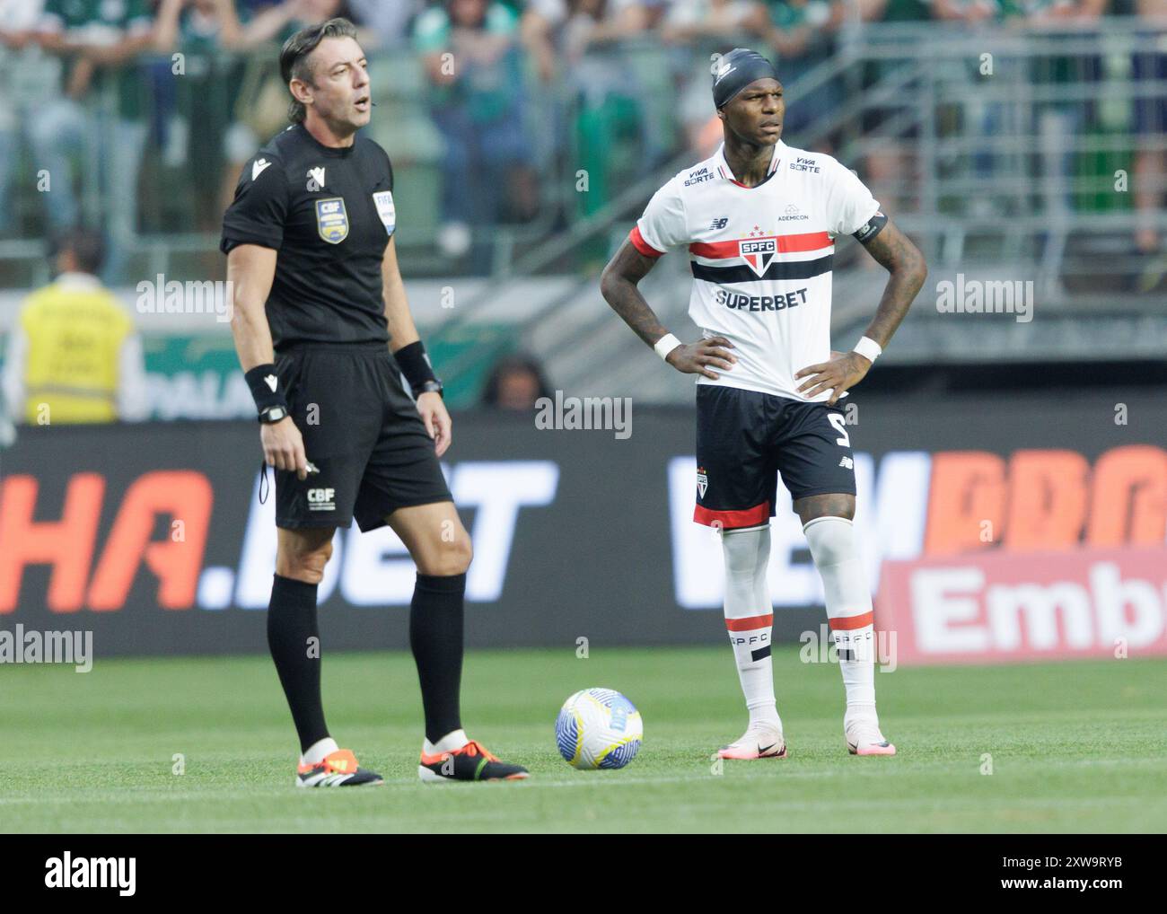 Sao Paulo, Brazil. 18th August, 2024. Soccer Football - Brazilian Championship – Palmeiras v São ...