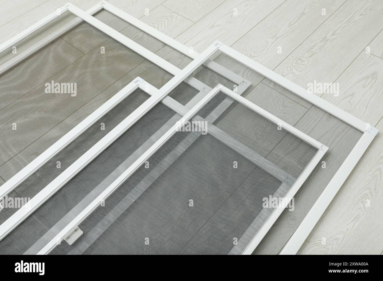 Fly screens at home hi-res stock photography and images - Alamy