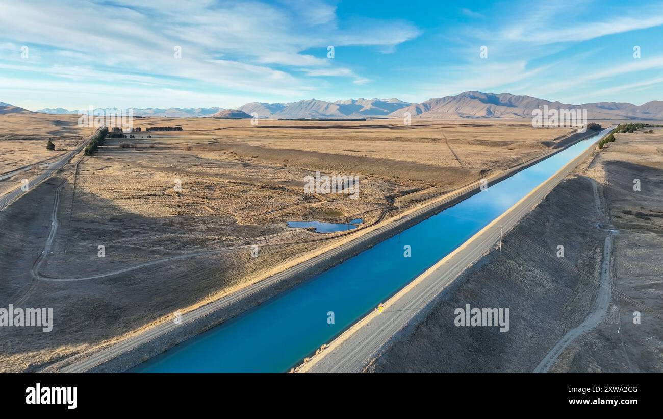 The dry agricultural countryside of the Mackenzie country near the ...