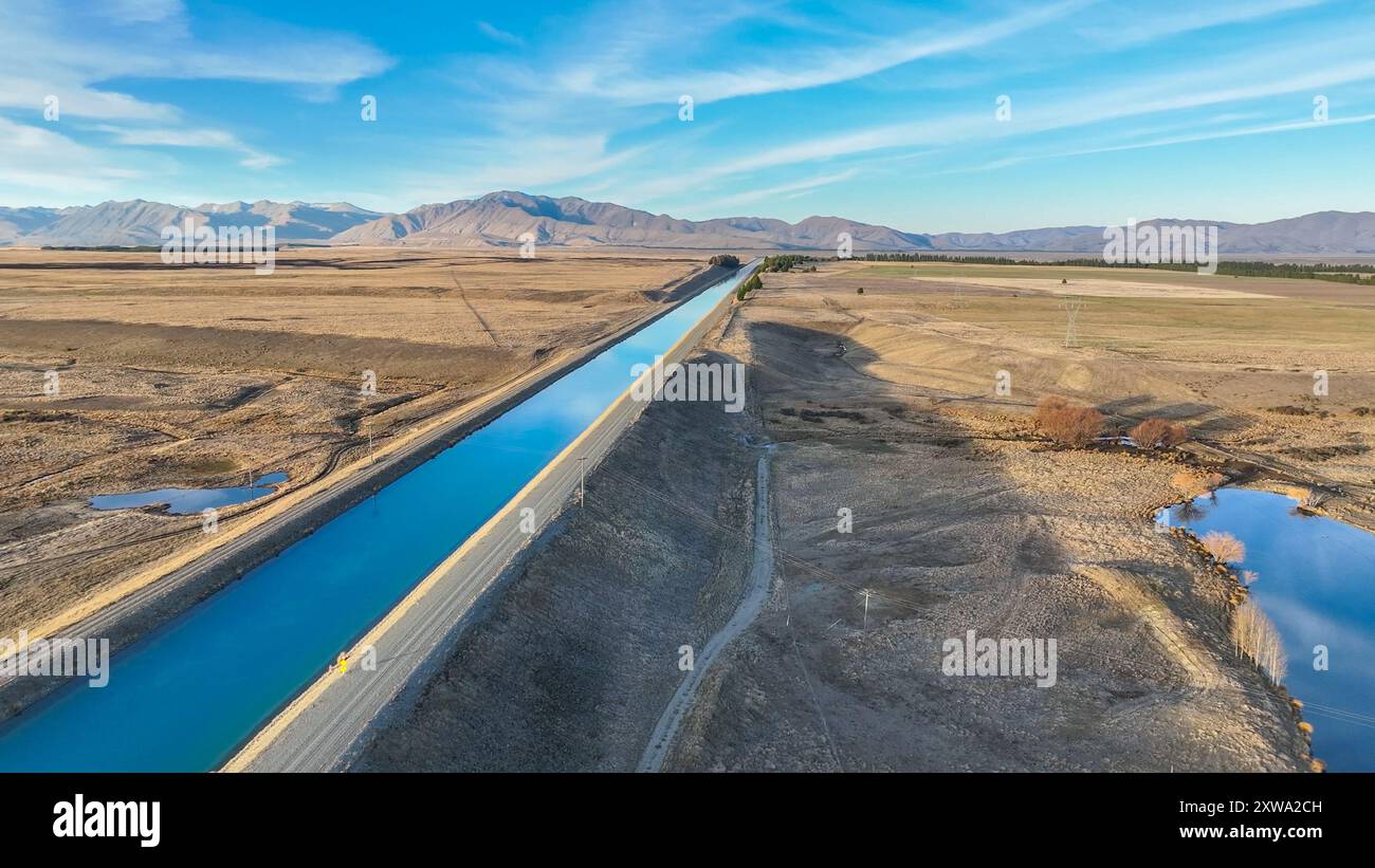 The dry agricultural countryside of the Mackenzie country near the ...