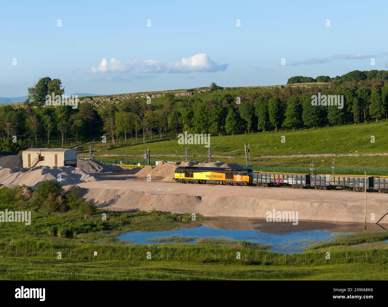 Group of wagons hi-res stock photography and images - Alamy