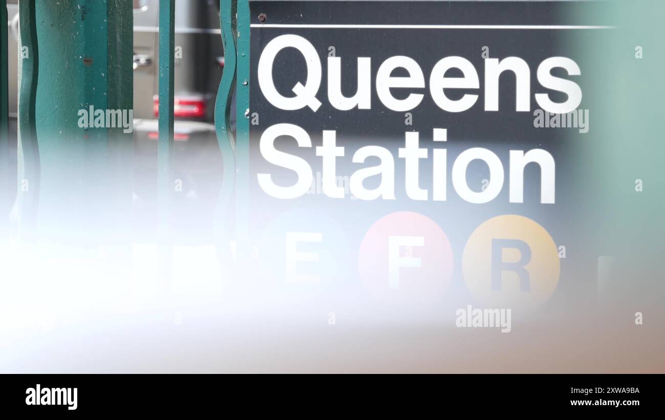 New York subway sign, Queens underground metro station. Metropolitan ...