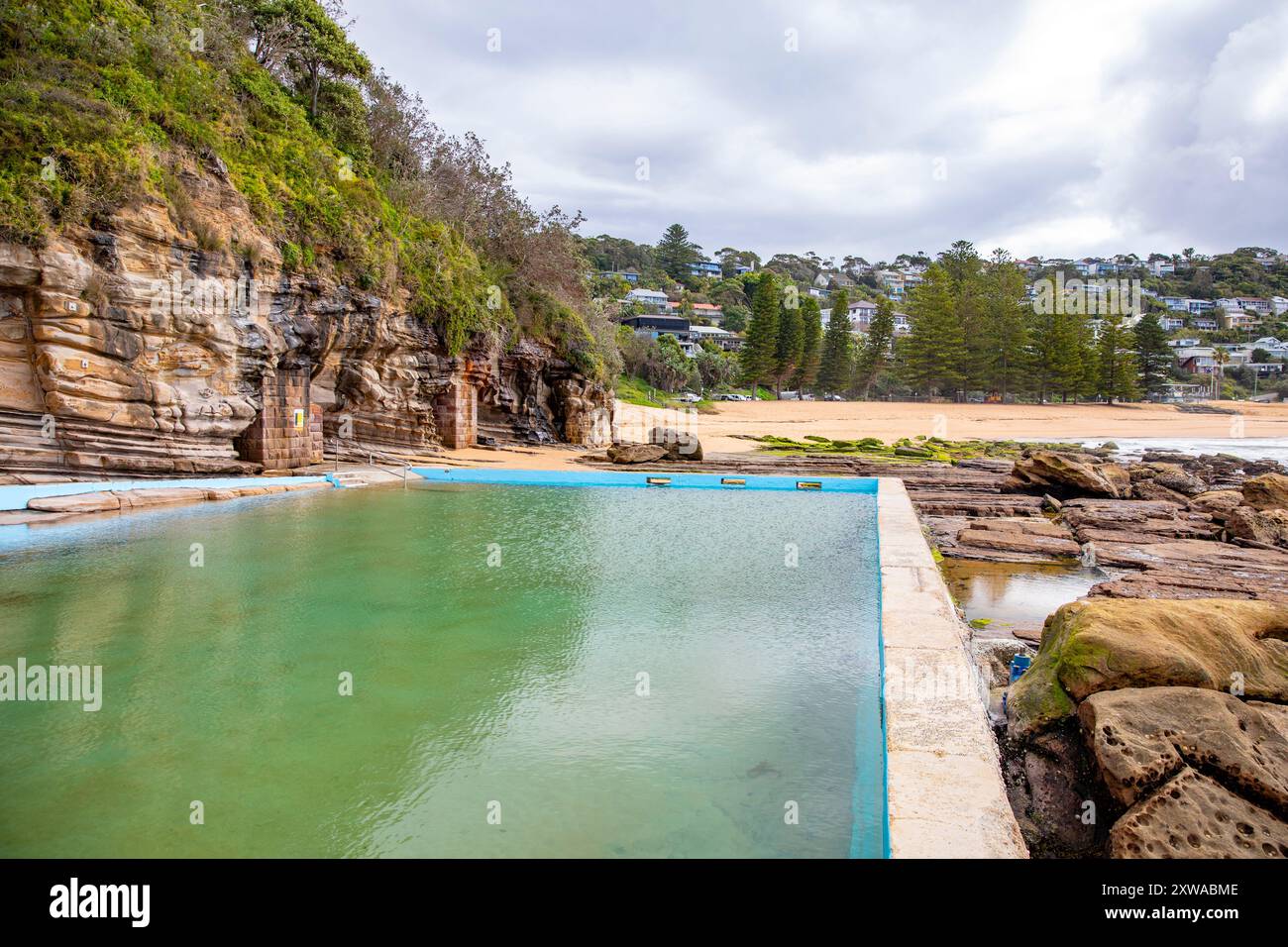 Whale beach on Sydney northern beaches, and the whale beach rockpool ...