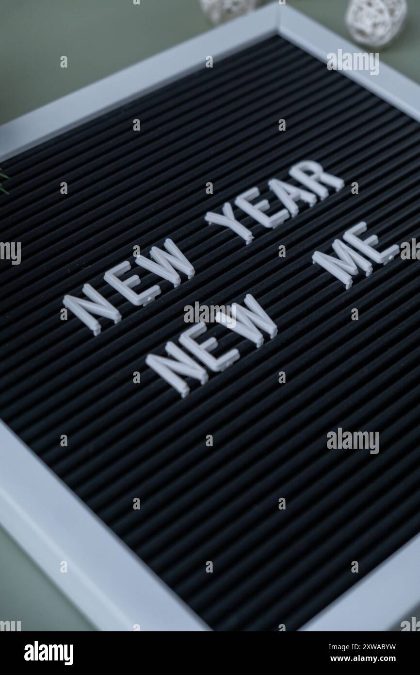 Motivational saying NEW YEAR NEW ME. Goals setting concept. Strategy ...