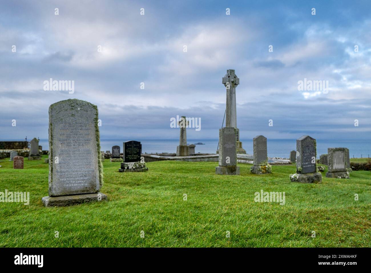 Flora MacDonald Memorial, Kilmuir Cemetery, Kilmuir, (Cille Mhoire ...