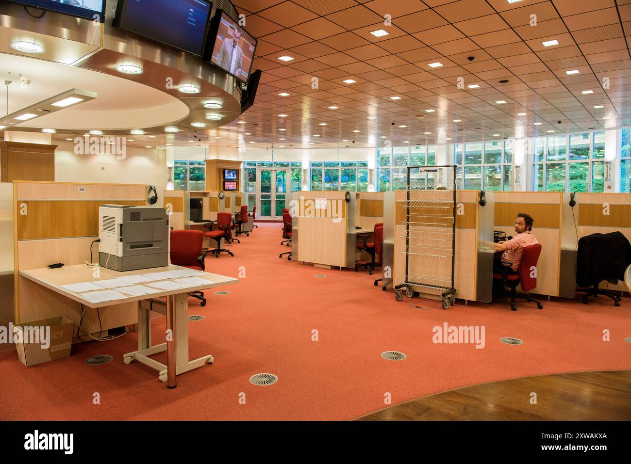 Presshall hi-res stock photography and images - Alamy