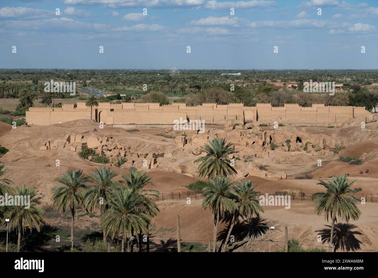 The ruins of babylon hi-res stock photography and images - Alamy