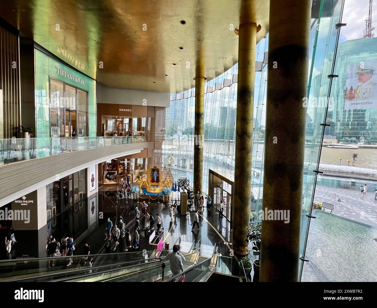 Bangkok, Thailand. 18th Aug, 2024. Interior view of the luxury mall ...