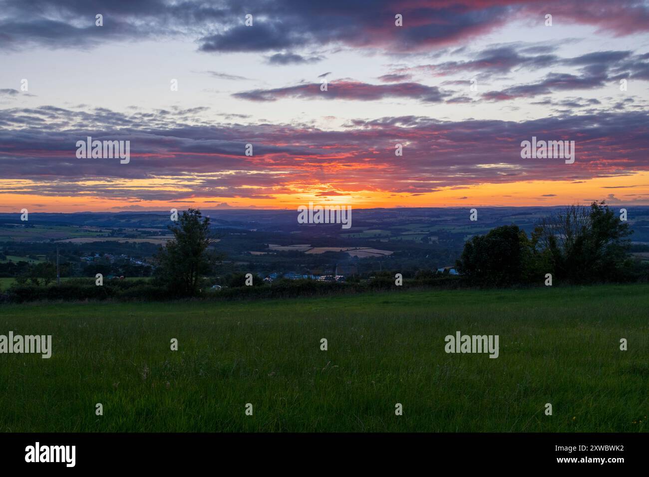 Sunset over Tyne Valley from Hedley on the Hill Stock Photo - Alamy
