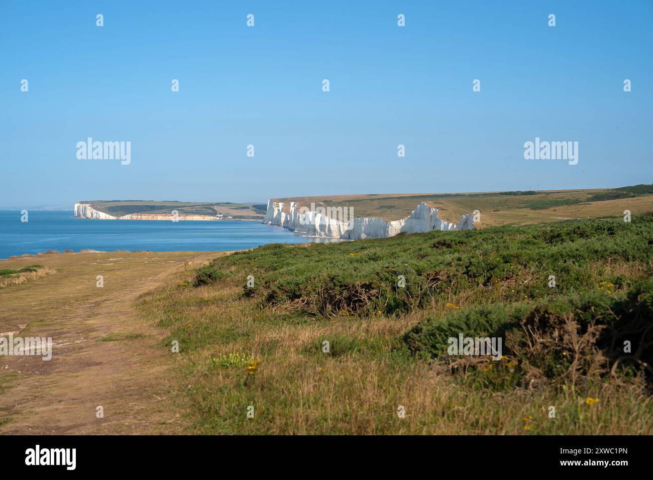 Seven Sisters chalk cliffs in Sussex, UK Stock Photo - Alamy