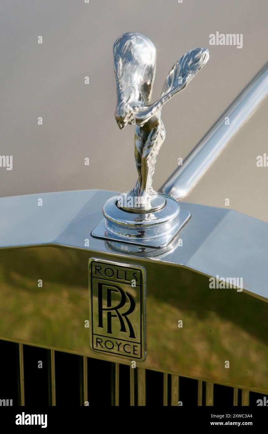 A close up view of the Spirit of Ecstasy bonnet mascot, on the hood of ...